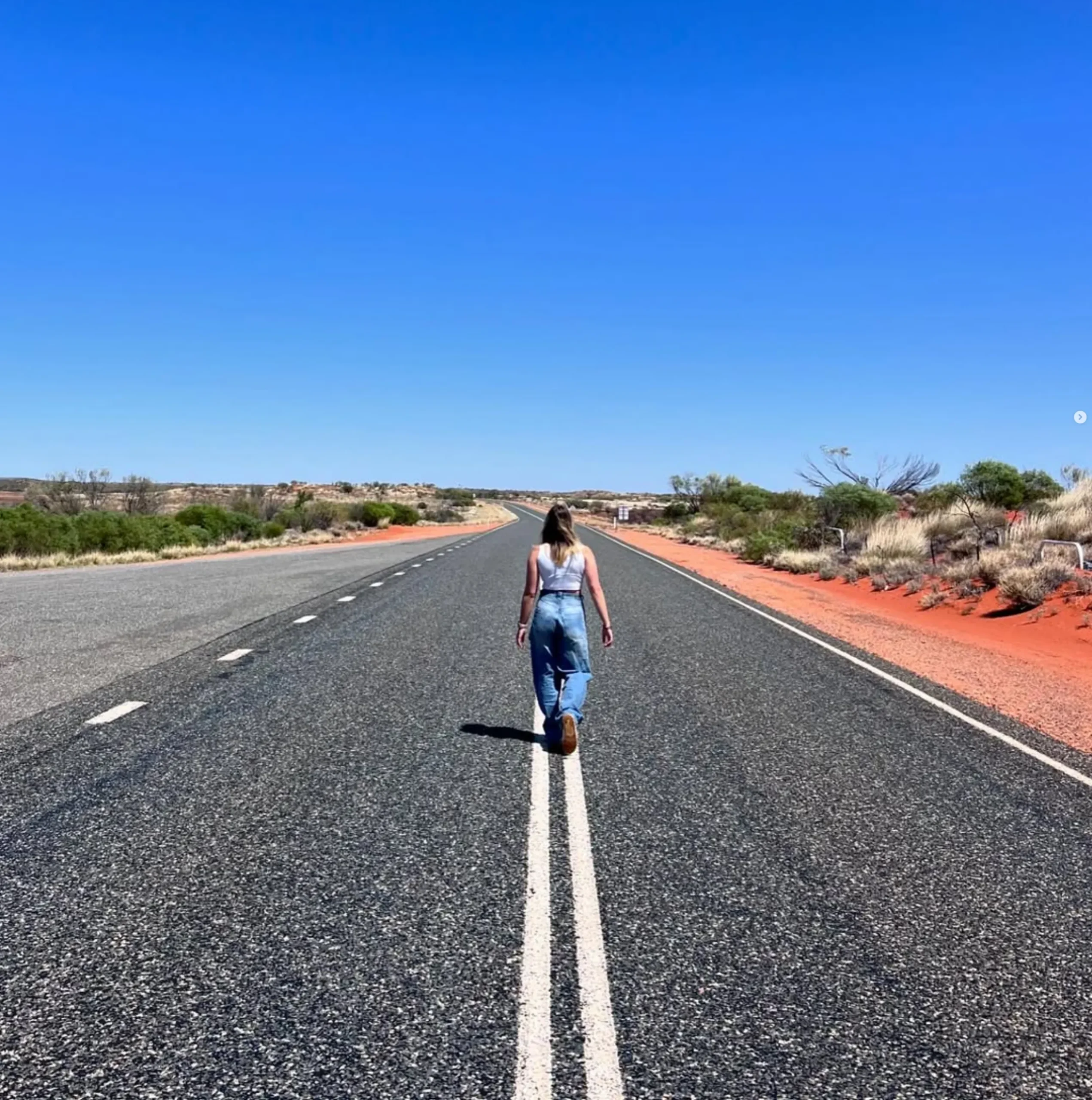 Is Uluru Alcohol Free? Rules, Restrictions & Tips